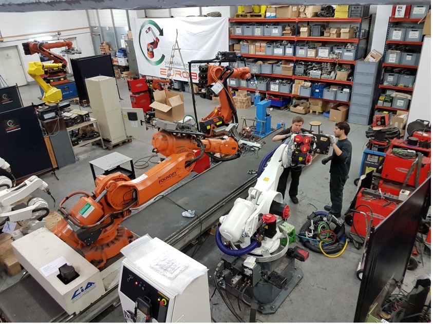 MAINTENANCE TECHNIQUES FOR INDUSTRIAL ROBOTS - usedrobotstrade.com MAINTENANCE TECHNIQUES FOR INDUSTRIAL ROBOTS - usedrobotstrade.com