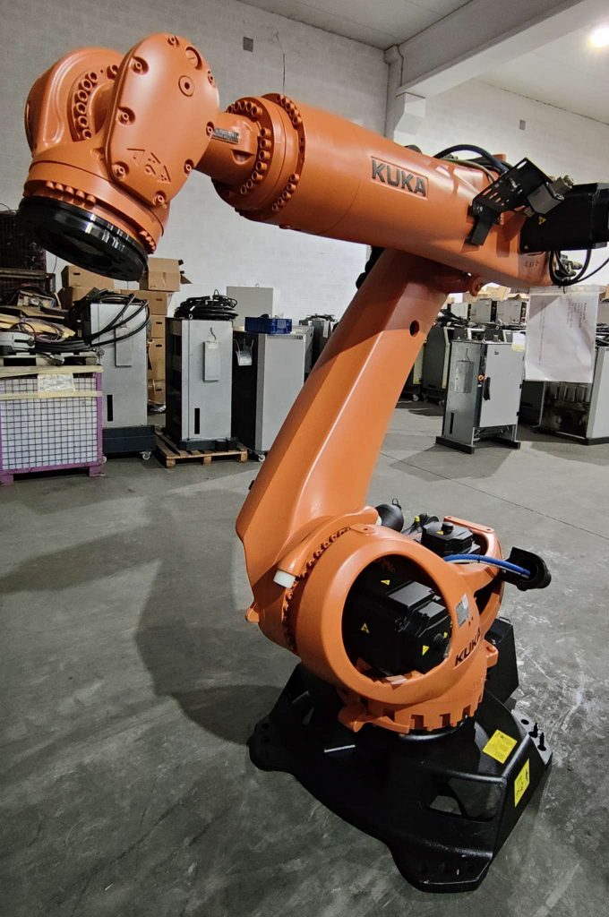 PRODUCTION 4.0: HOW ROBOTICS IS REDEFINING QUALITY STANDARDS - usedrobotstrade.com